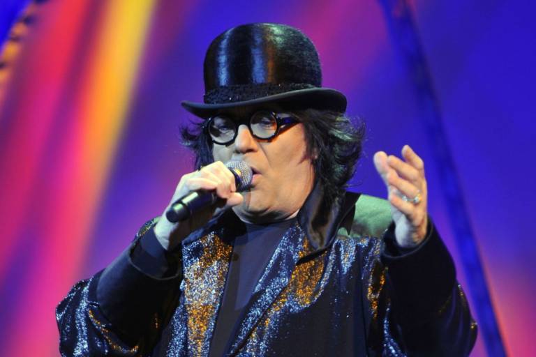 Renato Zero e la storia d'amore con la famosa conduttrice: perché è finita