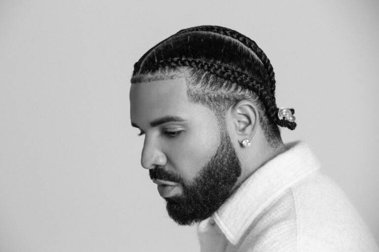 Drake lancia tre nuovi album e punta ai record