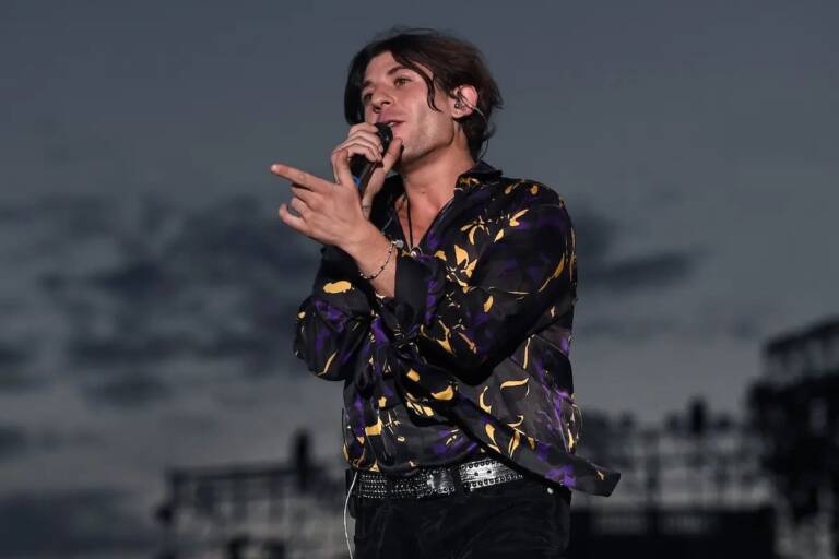 Irama e Rkomi, Hollywood: il significato del testo della canzone