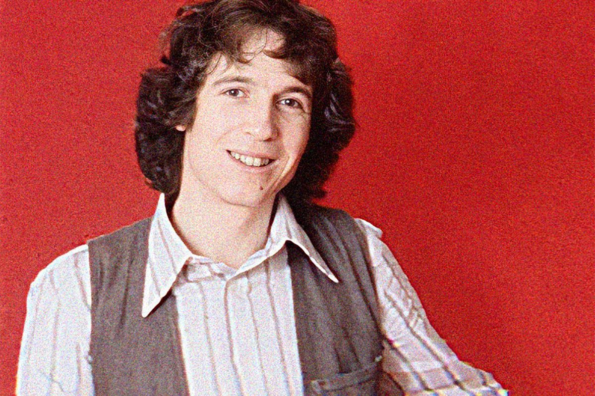 Chi Era Rino Gaetano La Biografia Del Cantante Italiano Chi Era Rino Gaetano La Biografia Del Cantante Italiano