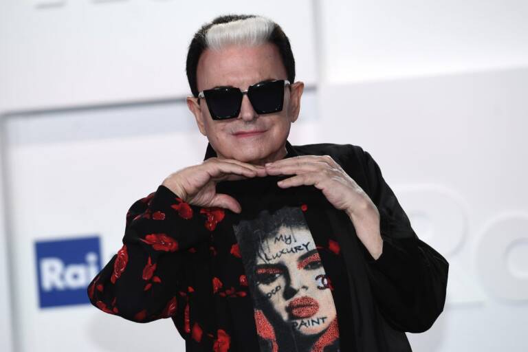 Malgioglio e Amanda Lear: rivelazioni e scontri misteriosi