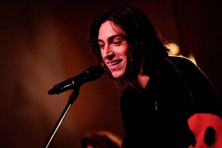 Chi è Naska, il rapper dallo spirito punk - Zerouno TV Music Taormina