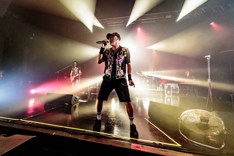 Alla scoperta dei Negrita, la rock band guidata da Pau e Drigo ...